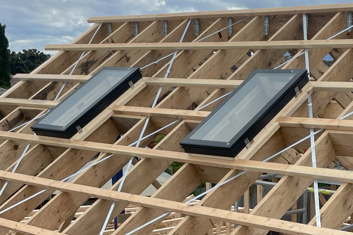 Builders - Vivid Skylights skylight supply